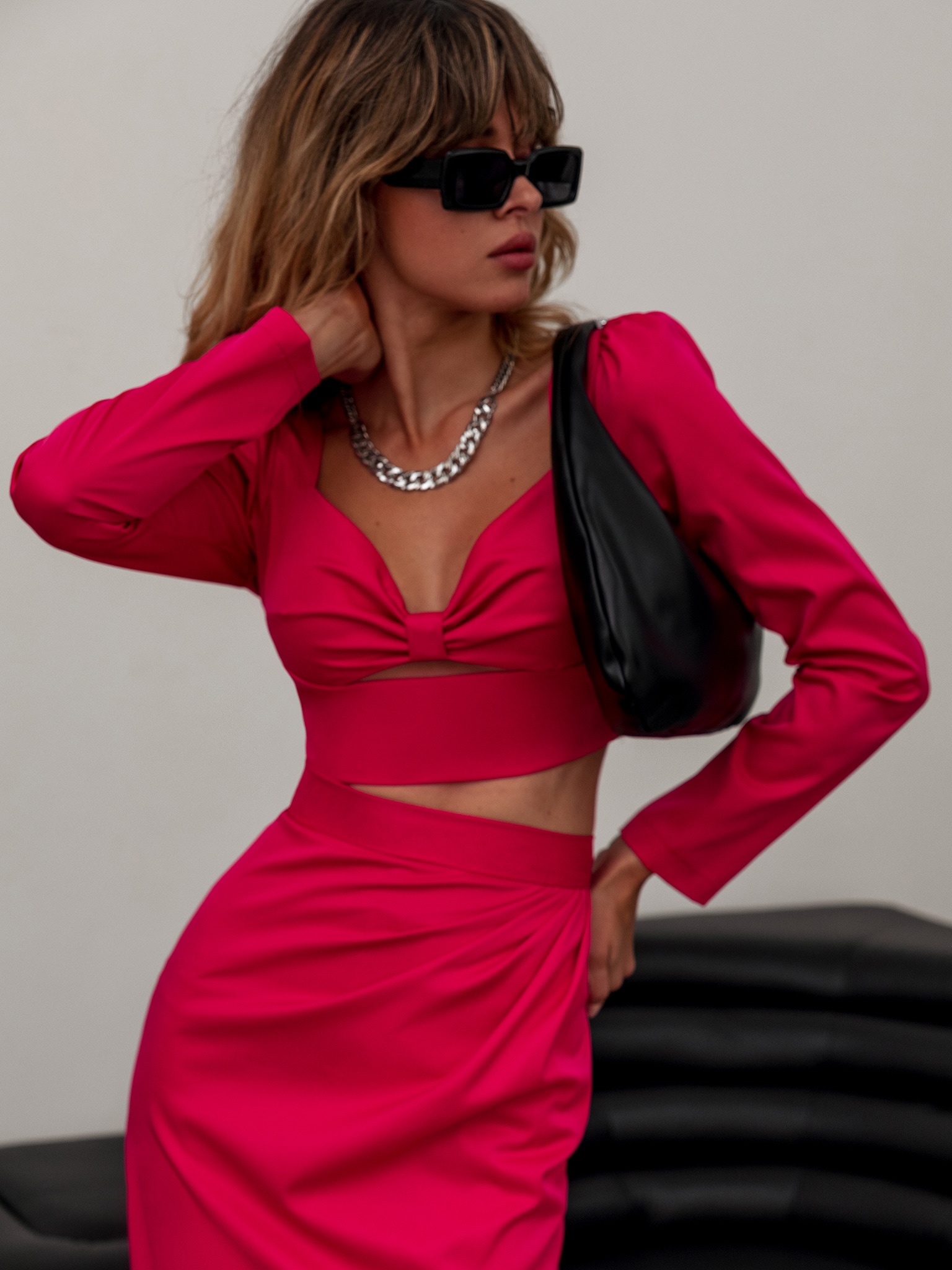 Укороченный атласный кроп-топ :: LICHI - Online fashion store