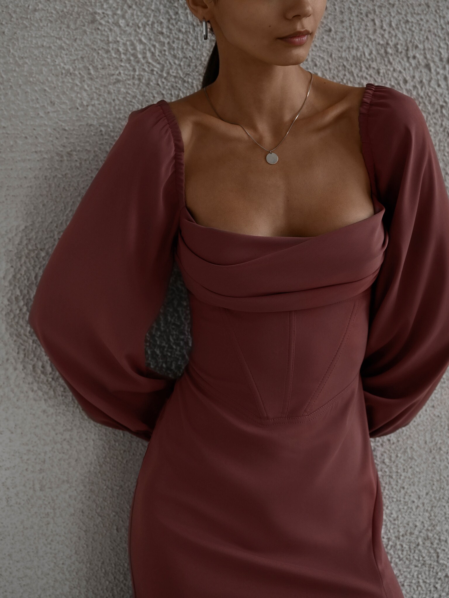 LICHI - Online fashion store :: Платье миди с корсетной вставкой на талии