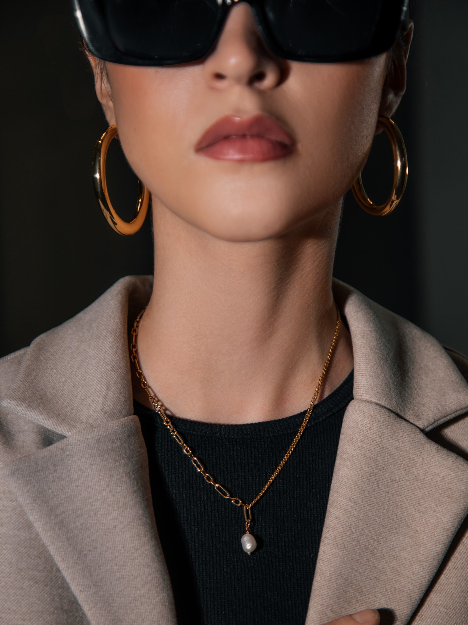Pearl Asymmetric Chain Necklace LICHI Online Fashion Store Pearl Asymmetric Chain Necklace LICHI Online Fashion Store