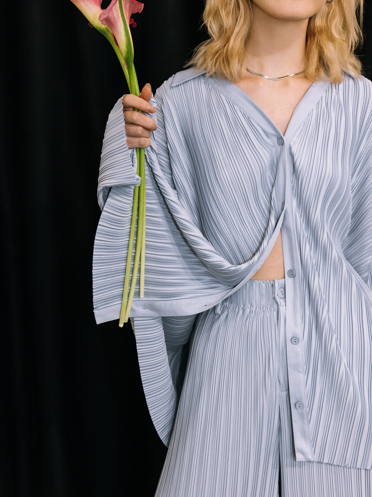 Oversized plisse shirt :: LICHI - Online fashion store