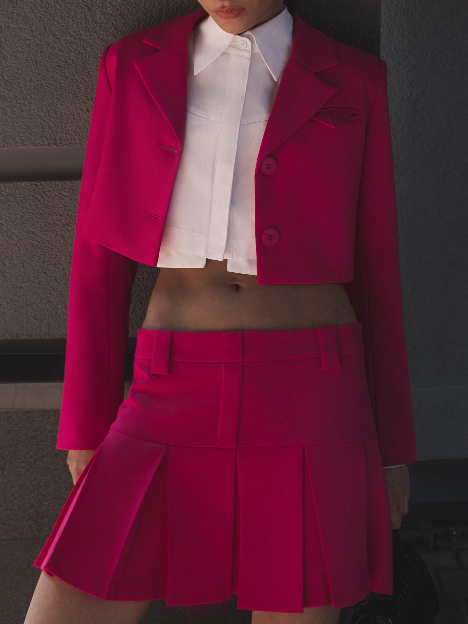 LICHI - Online fashion store :: Cropped single-breasted jacket