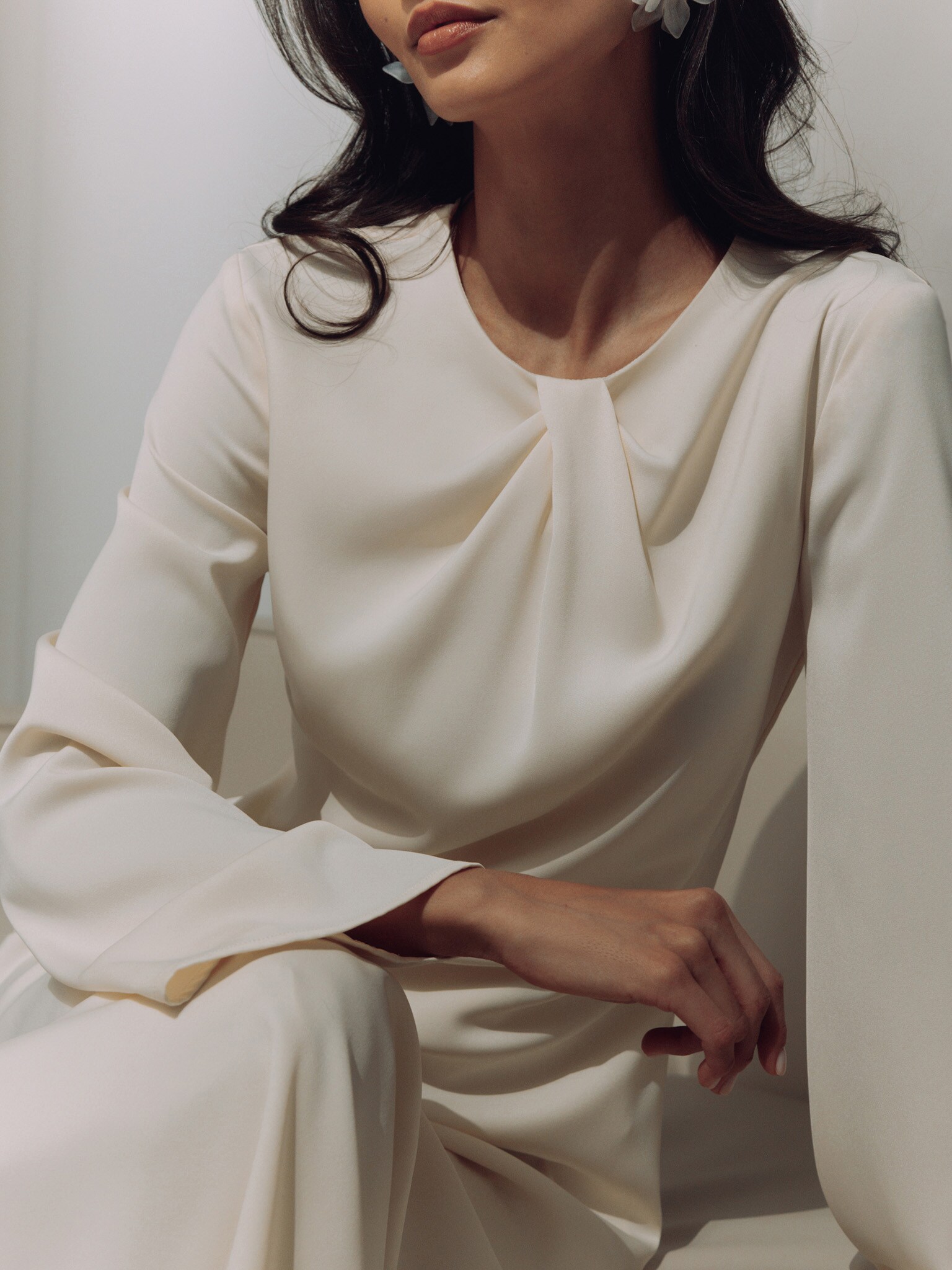 Maxi dress with gathering at the collar :: LICHI - Online fashion store