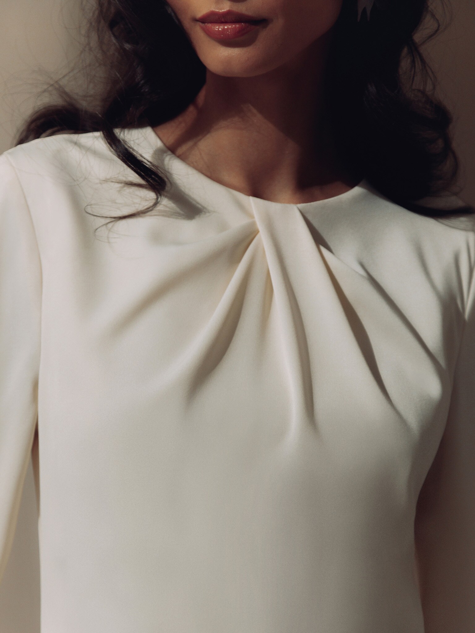 Maxi dress with gathering at the collar :: LICHI - Online fashion store