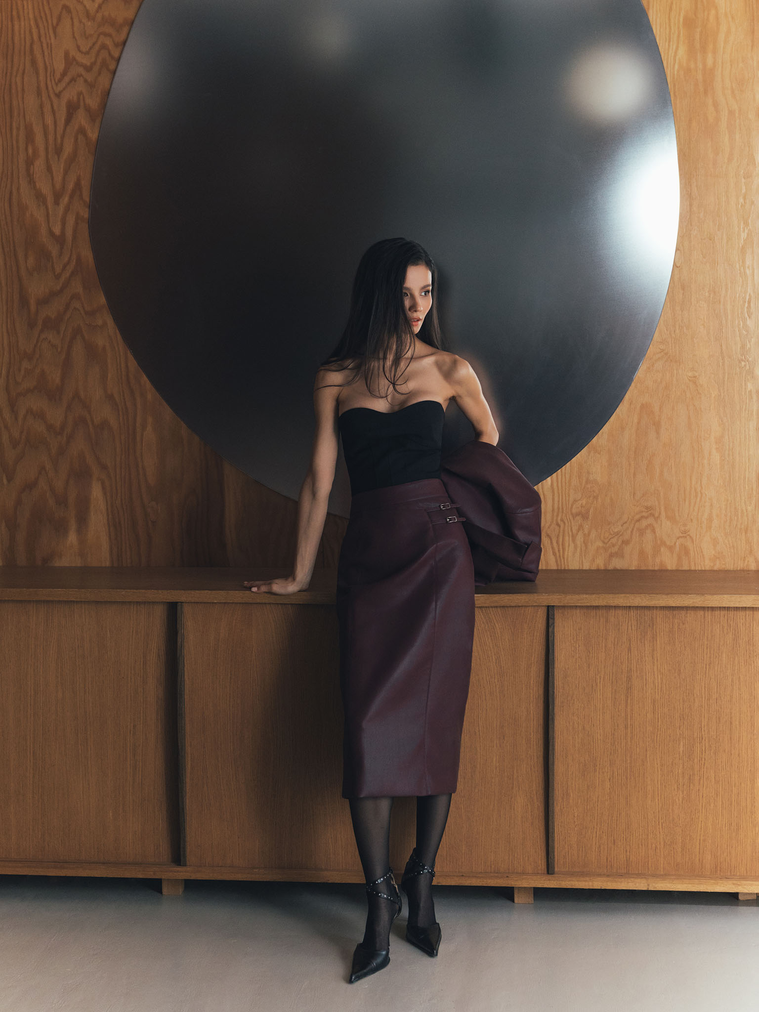 Pencil midi skirt in eco-leather :: LICHI - Online fashion store