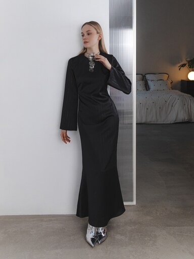 Maxi Dress With Contrasting Inserts And Flower Brooch Lichi Online