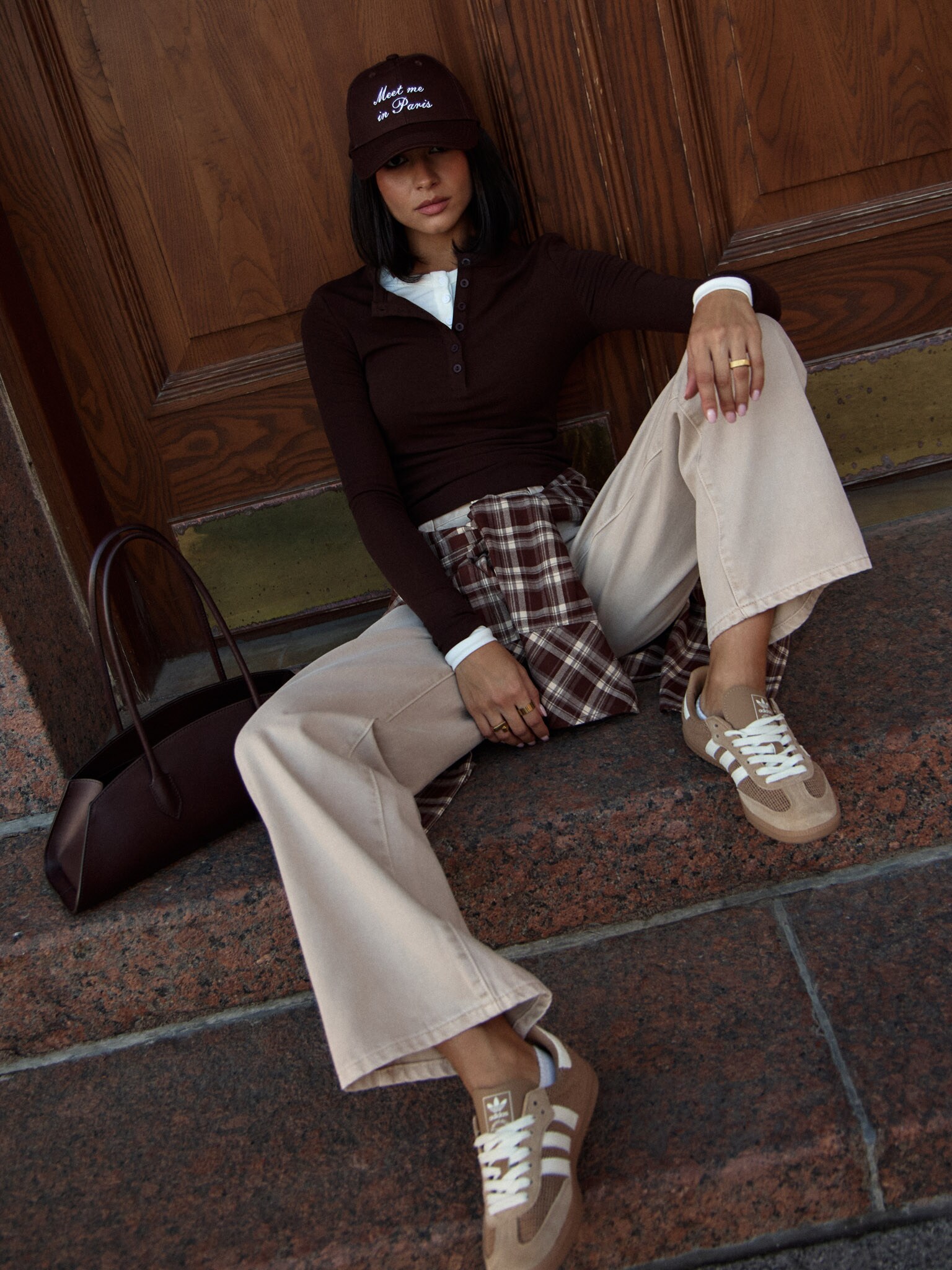 Трикотажный лонгслив с пуговицами на воротнике :: LICHI - Online ...