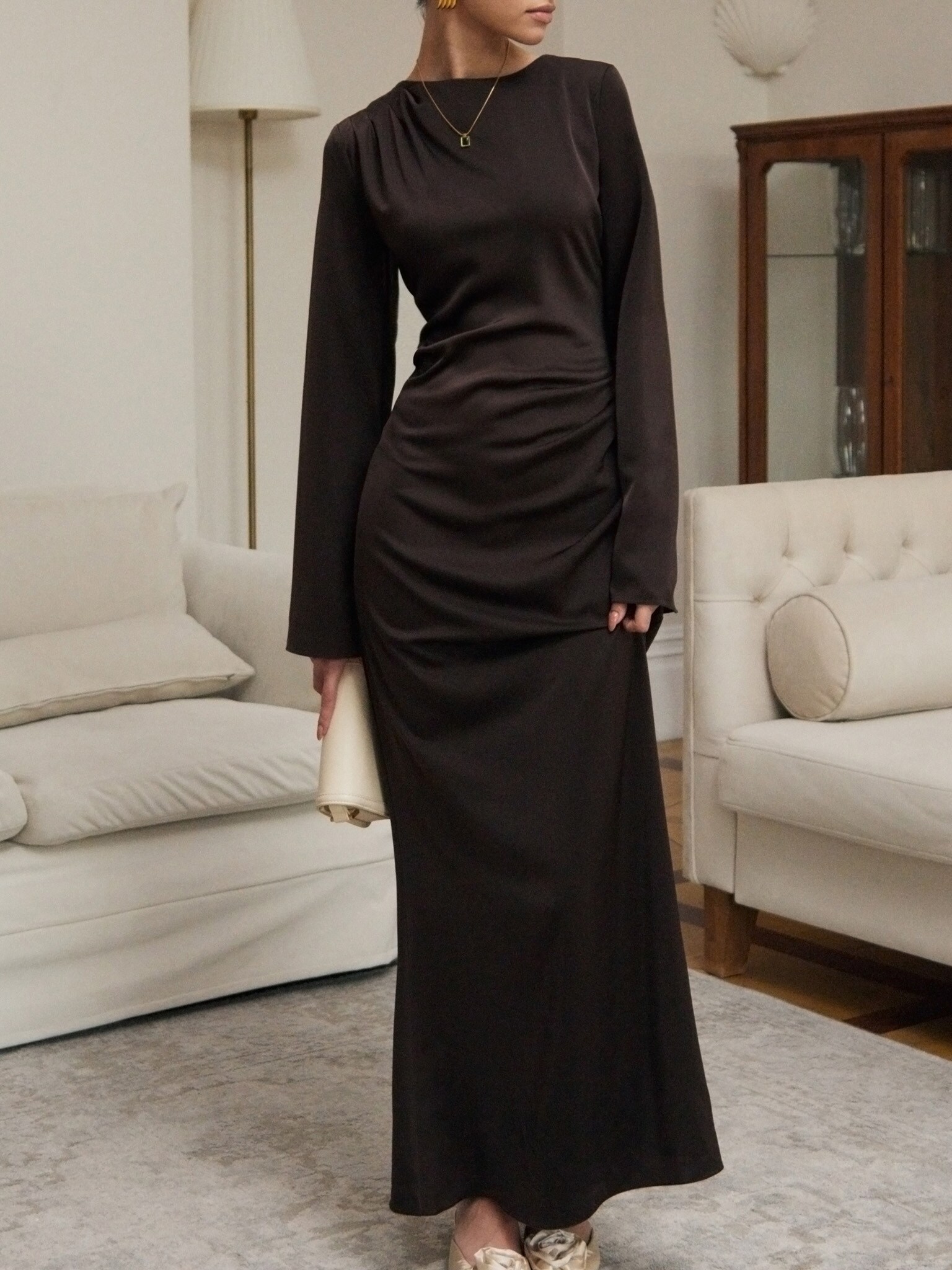 Платье макси с асимметричными сборками :: LICHI - Online fashion store