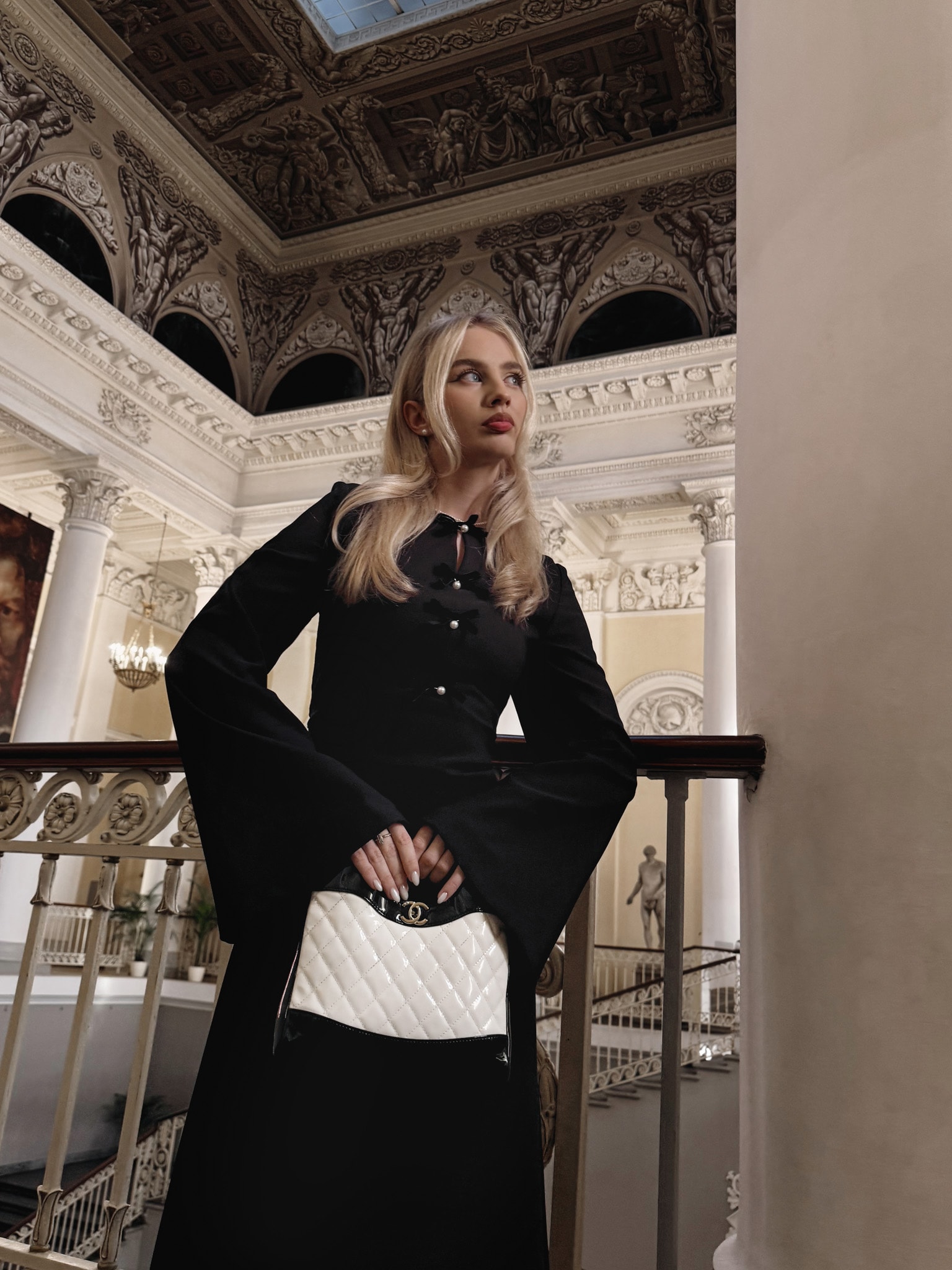 Платье миди с жемчужными пуговицами на лифе :: LICHI - Online fashion store